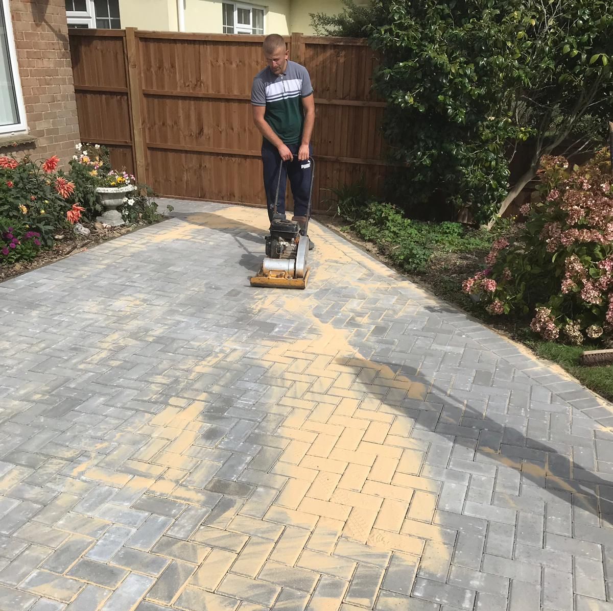 S Jones Driveways & Landscapes Ltd | View Our Work